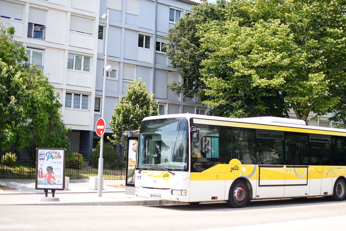 🚌 Bus à La Rochelle Réseau de Transports en Commun Yélo - Nous La Rochelle